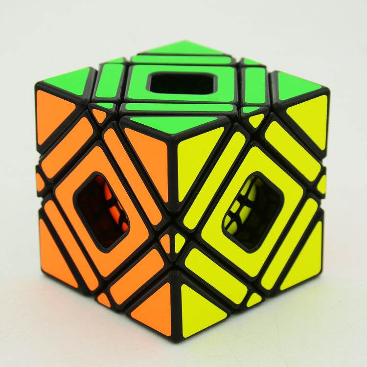 Magic cube Third-order alien smooth and oblique five cubes