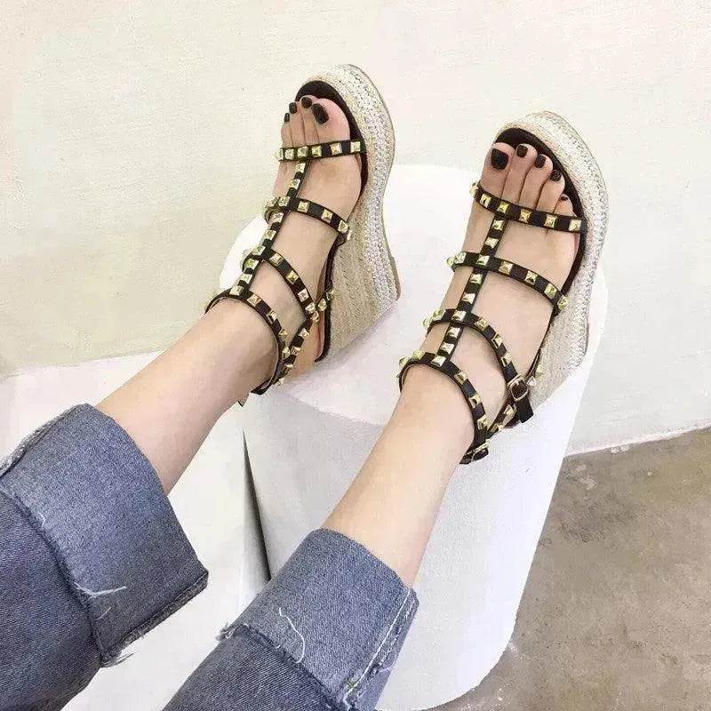 Studded Fashion Roman Style Platform Wedge Heel Women Sandals.